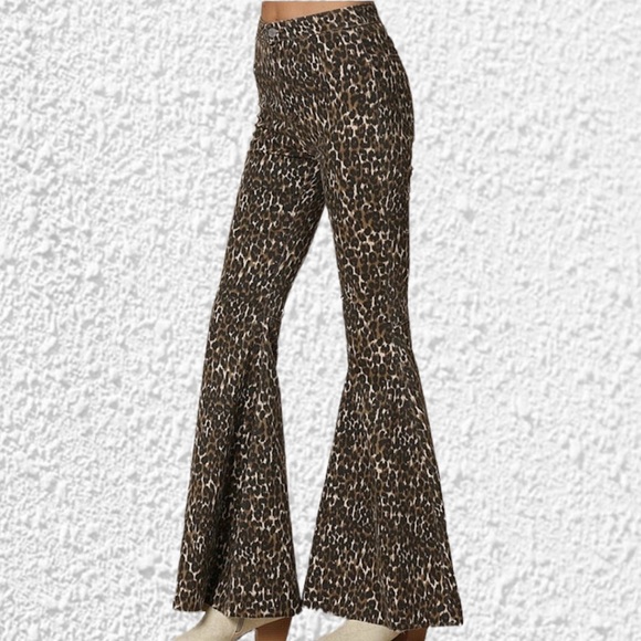 Blank Paige | Jeans | Blank Paige Leopard Bell Bottom Flare Jeans Size ...